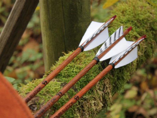 Endlich Pfeile selbst bauen und reparieren! - Pfeilbaukurse in Collenberg